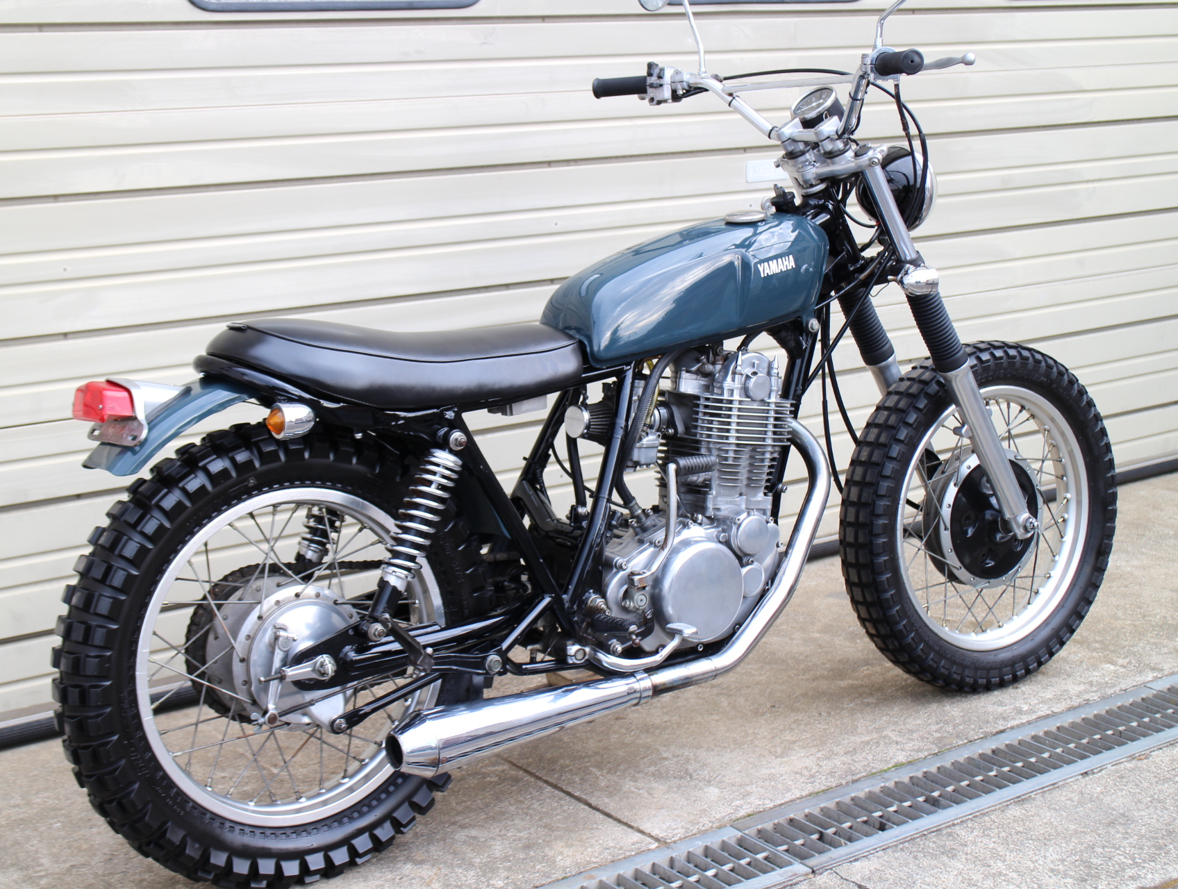 1989 YAMAHA SR400 Scrambler | RAMPAGE