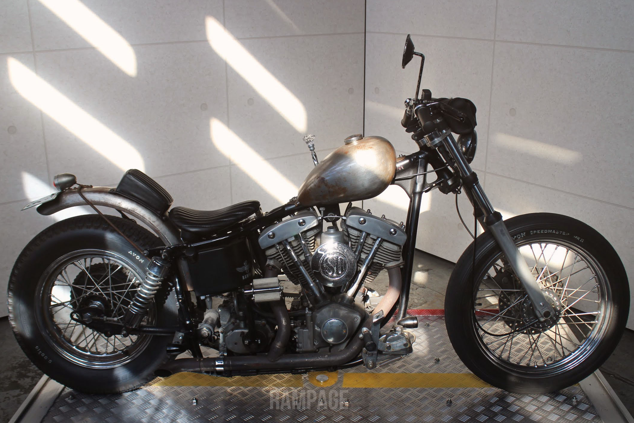RAMPAGE 4speed Bobber
